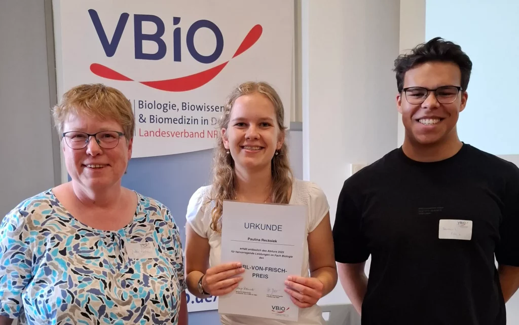 Abiturientin für herausragende Leistungen im Fach Biologie mit dem Karl ...